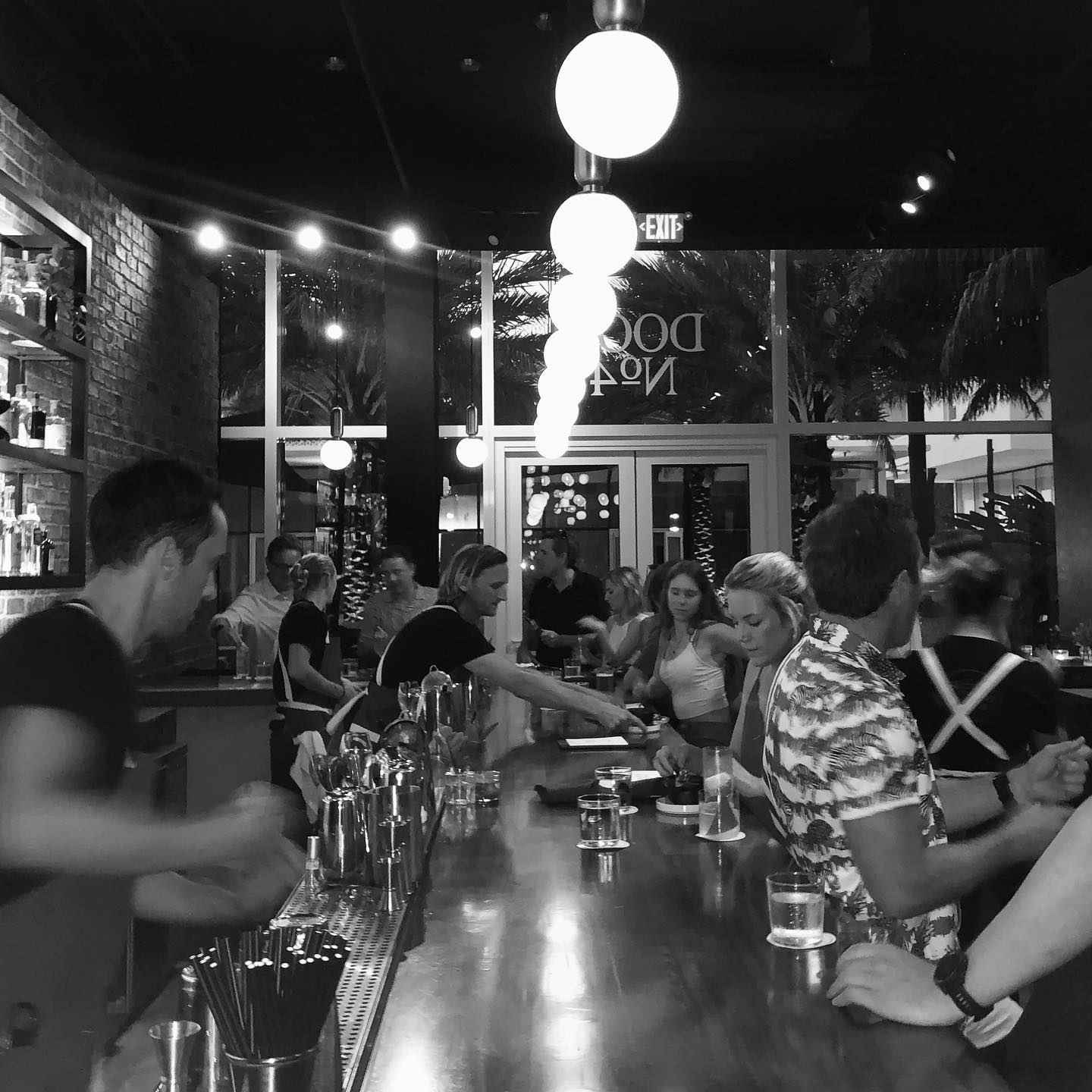 The Best Bars in Grand Cayman | Cayman Good Taste