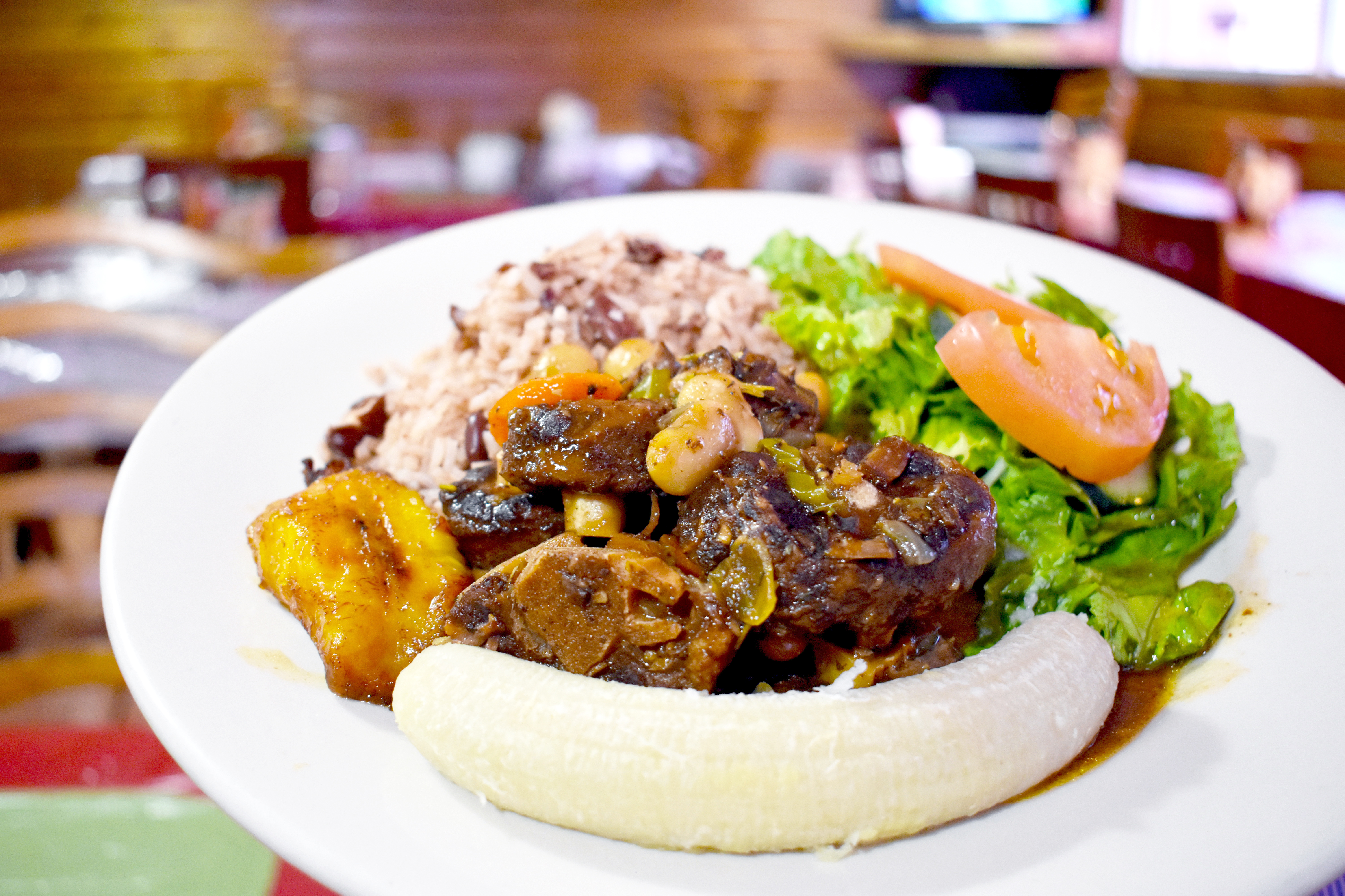 The Best Local Caribbean Restaurants in Grand Cayman | Cayman Good Taste