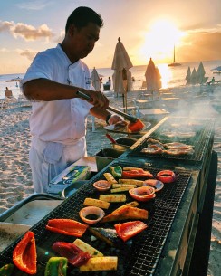 The Best Waterfront Restaurants in Grand Cayman | Cayman Good Taste